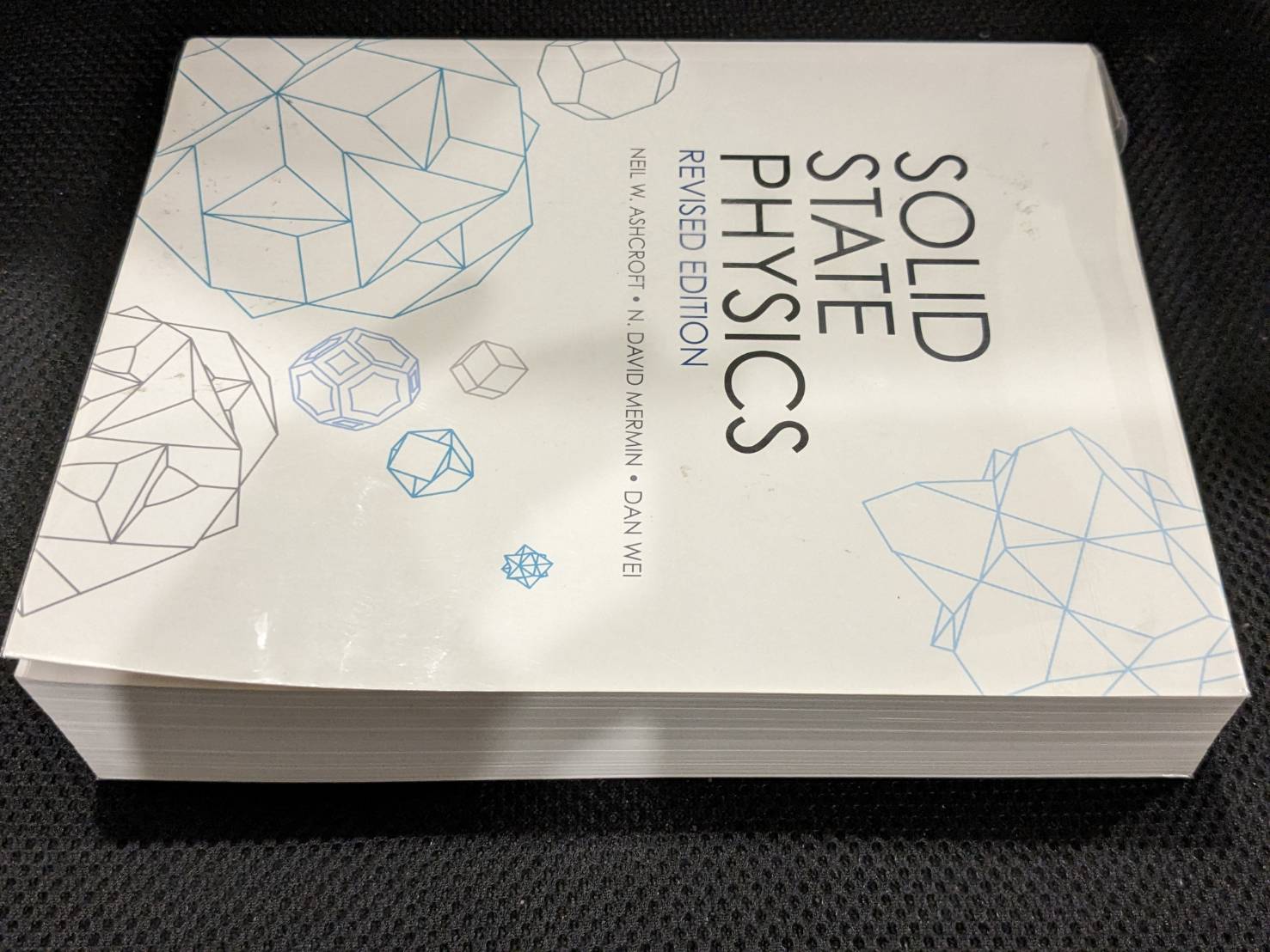 絕版書 Solid State Physics Revised Edition by Neil Ashcroft 更新版 | 蝦皮購物