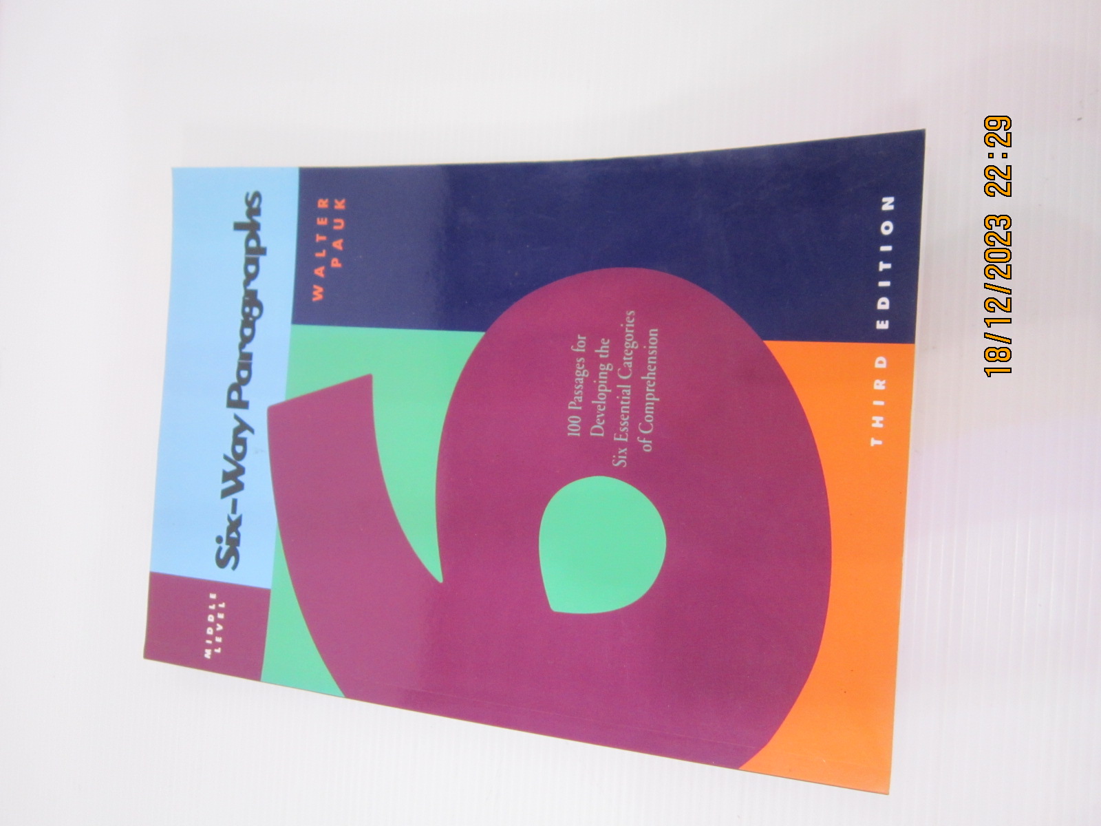 「二手書」Six-Way Paragraphs Middle Level 3 edition 大學英文課本 Pauk | 蝦皮購物