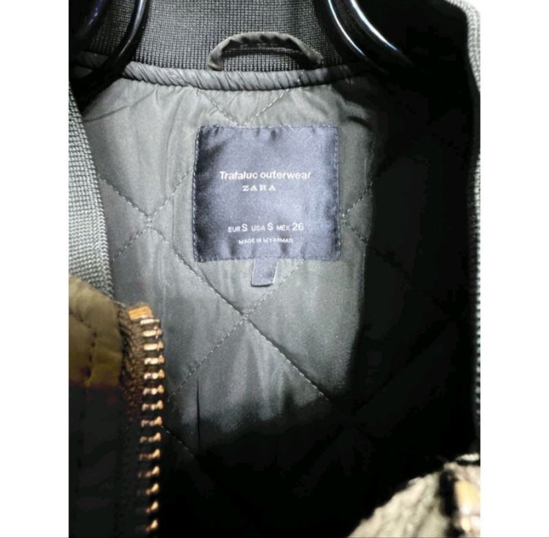 跟新的一樣 原價1490 ZARA 軍綠飛行外套(鋪棉厚的) (女,S號) 教練外套 超好看 秋冬外套 | 蝦皮購物