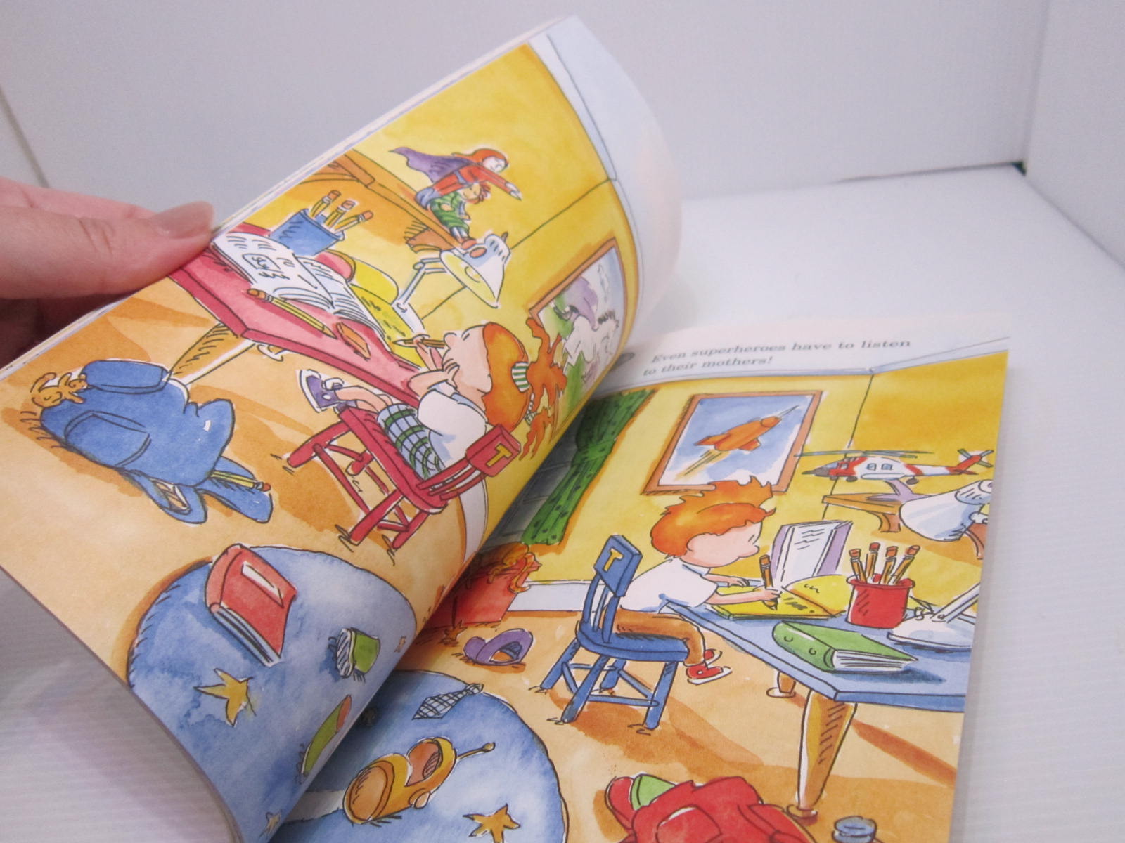 「二手書」 Scholastic Reader Supertwins 2 meet the bad dogs 英文讀本 | 蝦皮購物