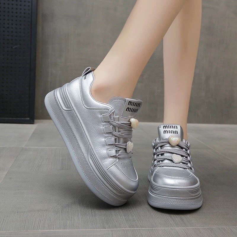 【Joyishoes】台灣出貨 銀色休閒鞋 德訓鞋 小白鞋 休閒鞋 厚底休閒鞋 帆布鞋 厚底鞋 偏小版#9003 | 蝦皮購物