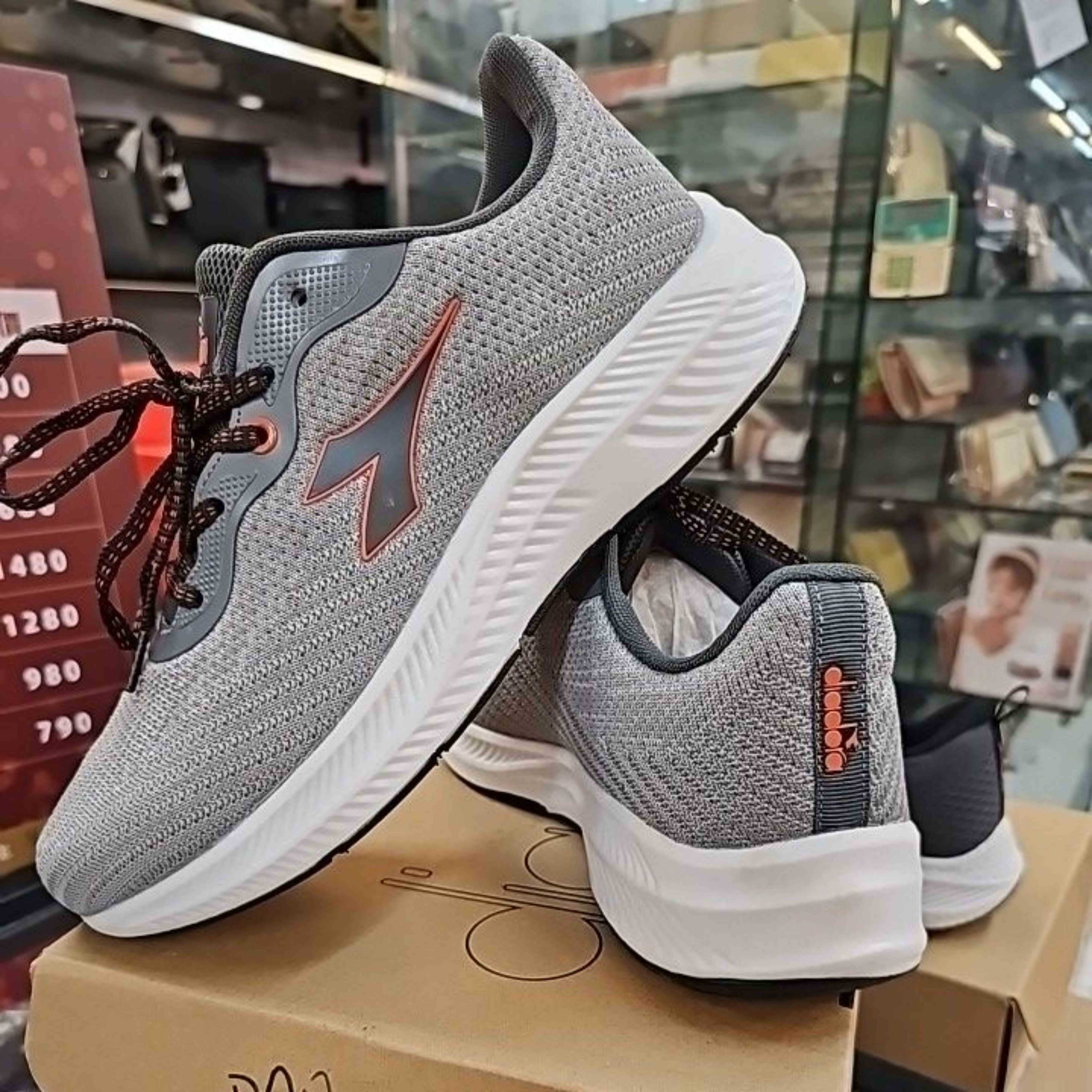 DIADORA 男鞋 輕量透氣 吸震回彈 康特杯穩定包覆 耐磨防滑慢跑鞋 DA71322 * | 蝦皮購物