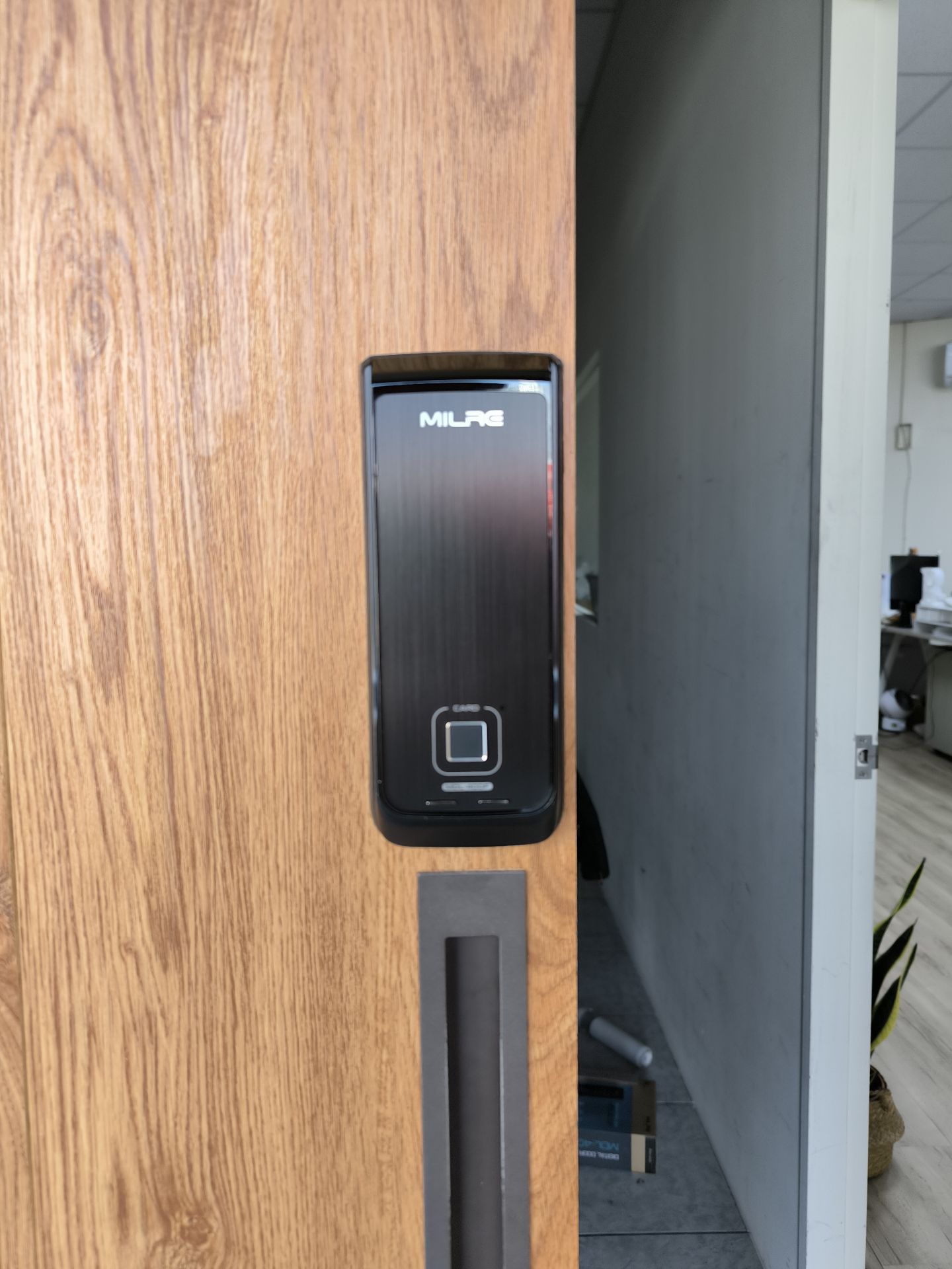 Milre 美樂 MDL-400F 防水橫拉門專用輔助鎖 | 蝦皮購物