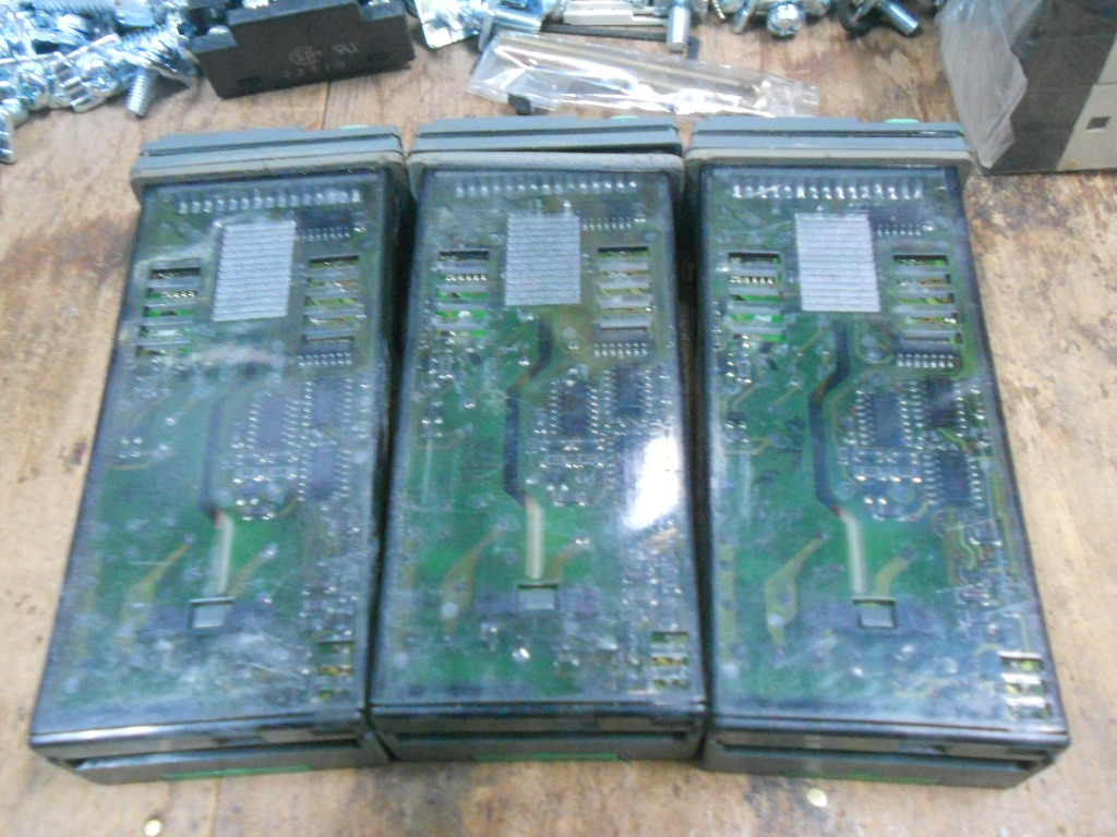 CAL Controls #3200溫度控制器 CAL3200 PID 24*48 (D1.5) | 蝦皮購物