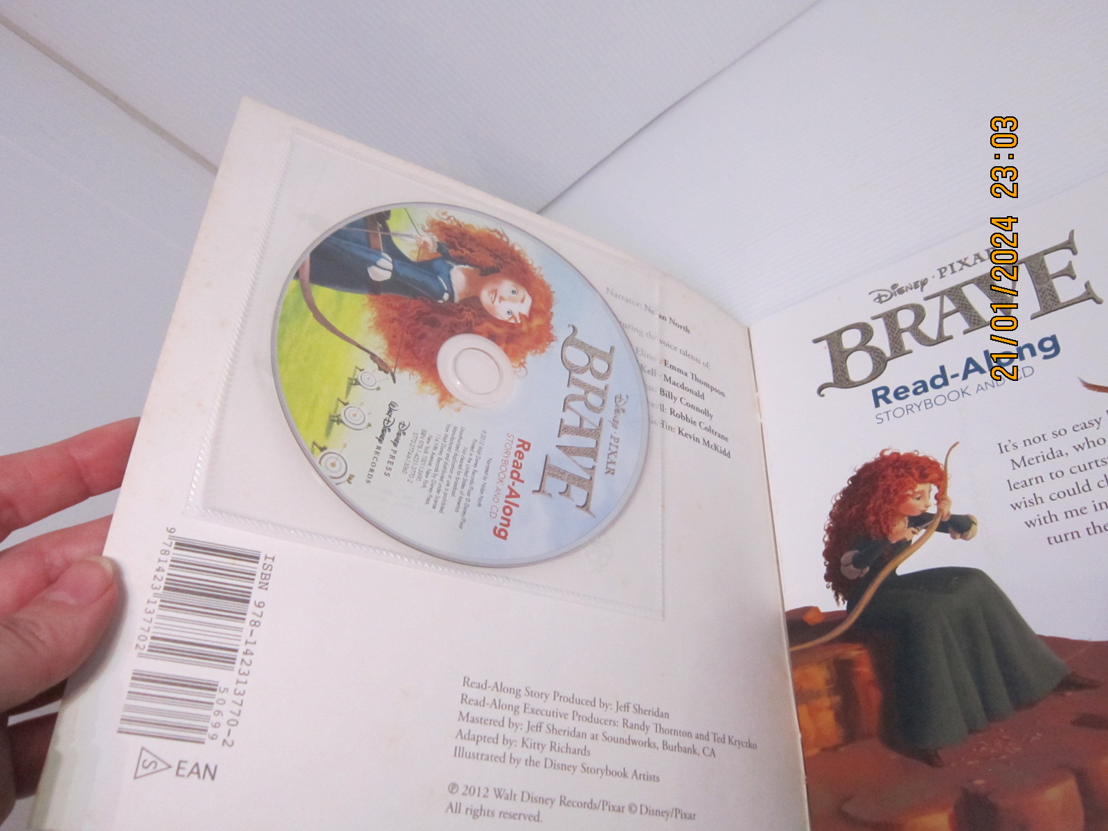 「二手書」(附CD) DISNEY Pixar Brave 迪士尼 Read Along 英文讀本 | 蝦皮購物