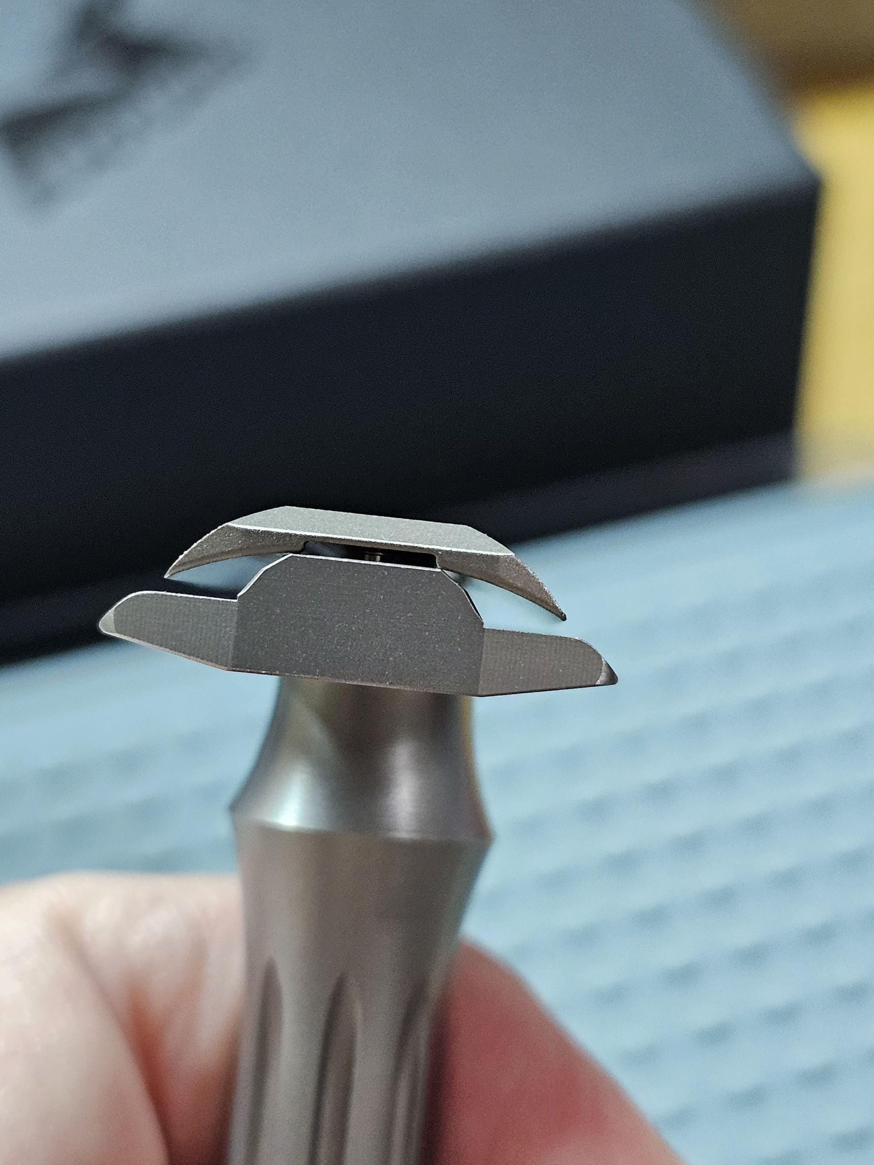 Blackland Blackbird Lite Titanium DE Safety Razor 鈦 刮鬍刀 | 蝦皮購物
