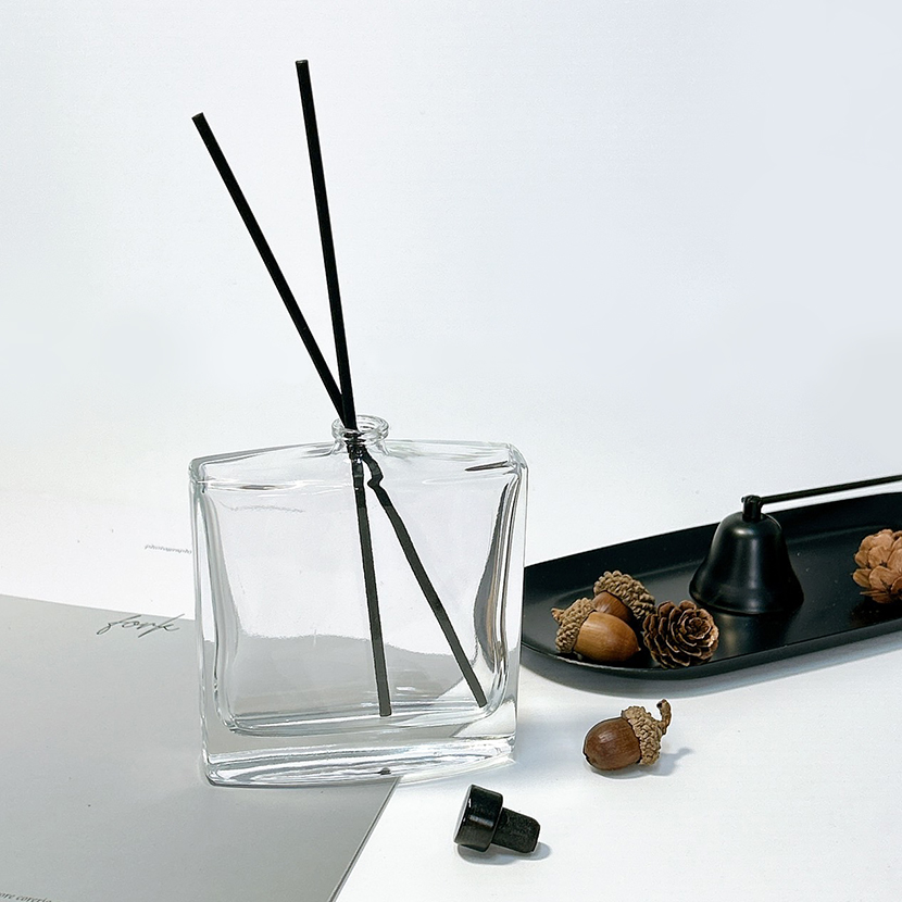 100ml方形擴香瓶(現貨) ☆ VITO zakka ☆ 浮游花 擴香玻璃空瓶 擴香 香氛 香薰 玻璃瓶 DIY | 蝦皮購物