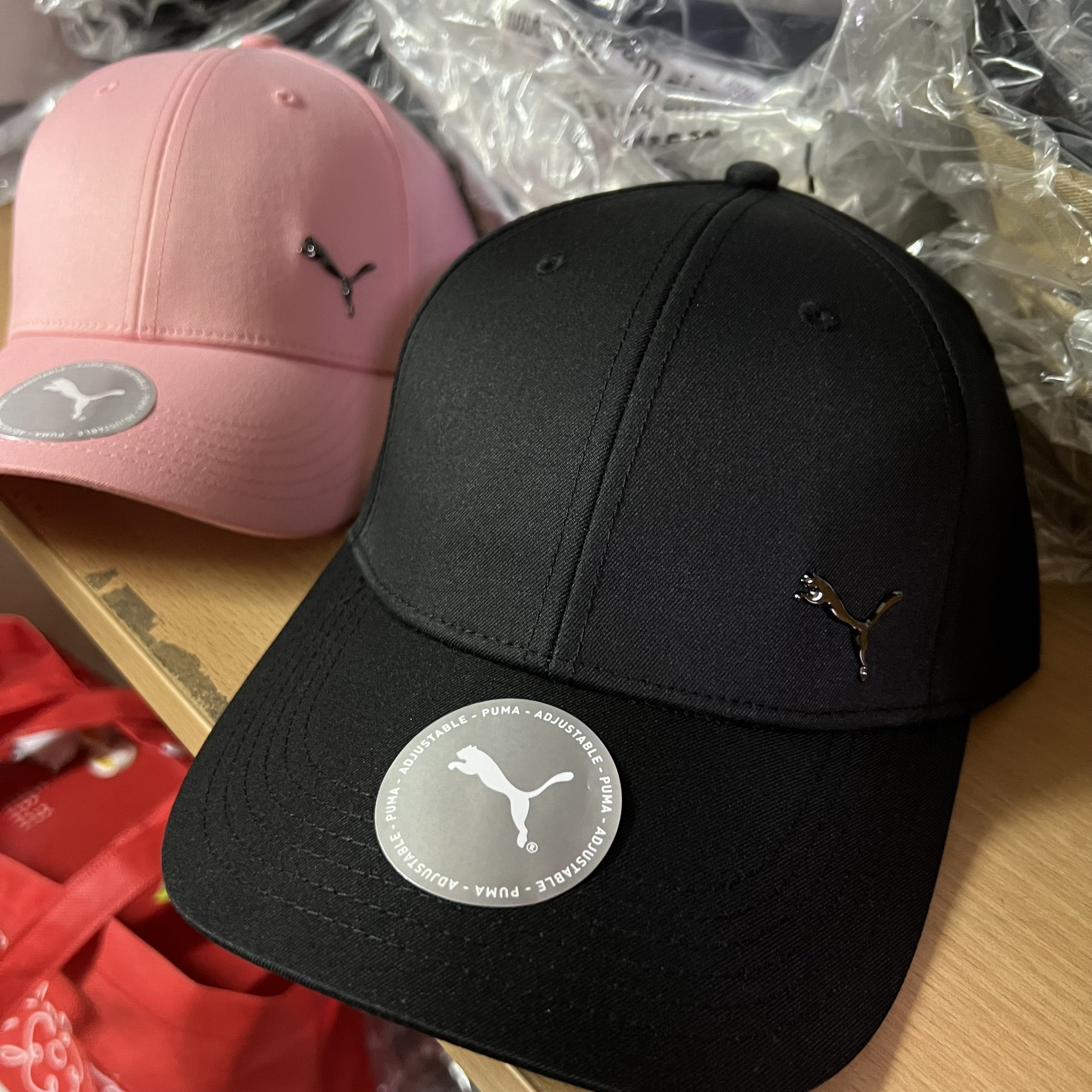 Puma 鐵豹LOGO 帽子 運動帽 老帽 遮陽帽 六分割帽 金屬LOGO 運動帽 黑 藍 紅 02126901 | 蝦皮購物