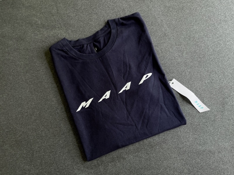 MAAP 男性 經典Evade系列 棉Tee 休閒上衣 Navy 海軍藍 | 蝦皮購物