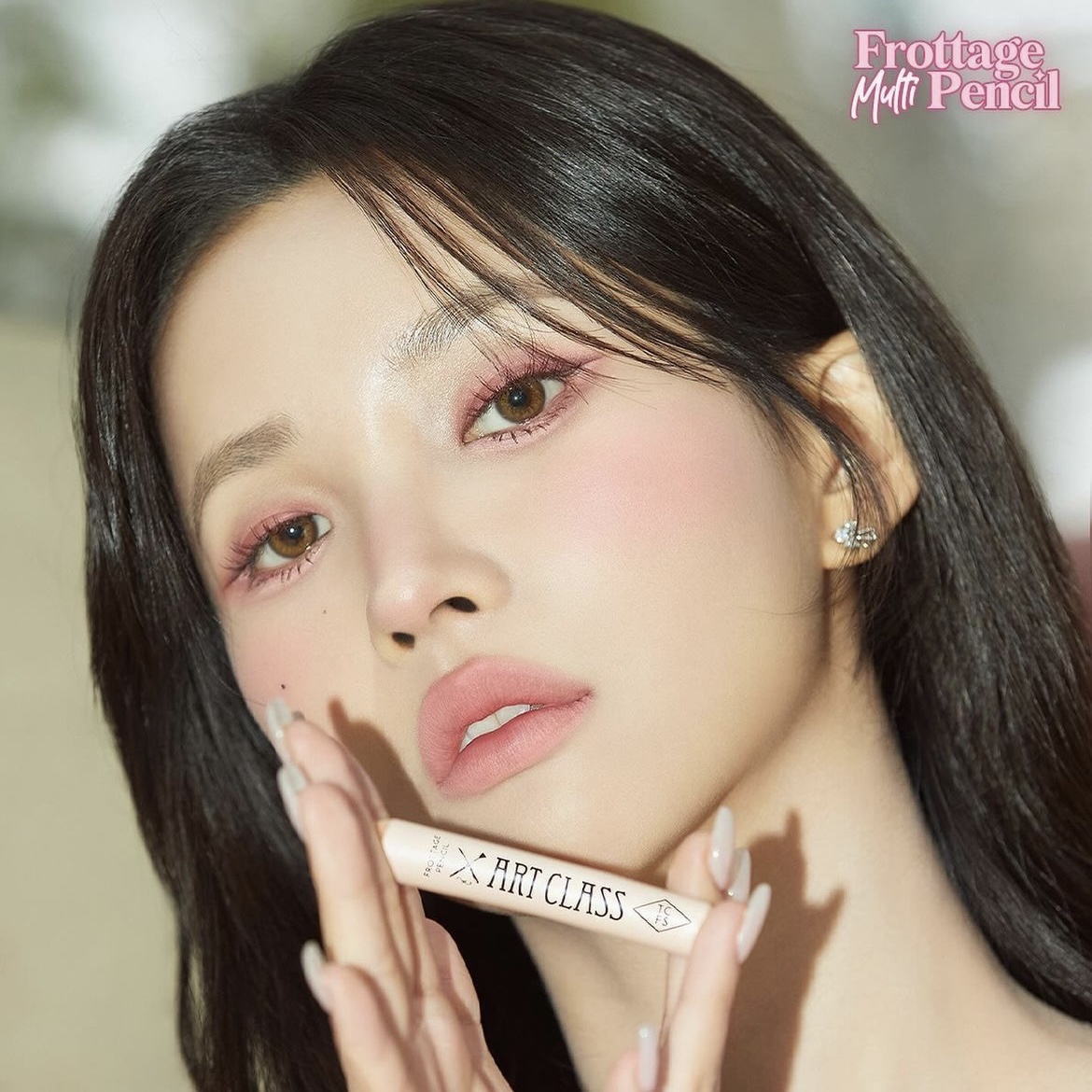 【Mia1855】Too cool for school 美術課立體輪廓眼影筆 臥蠶神器 眼影筆 眼影 臥蠶筆 | 蝦皮購物