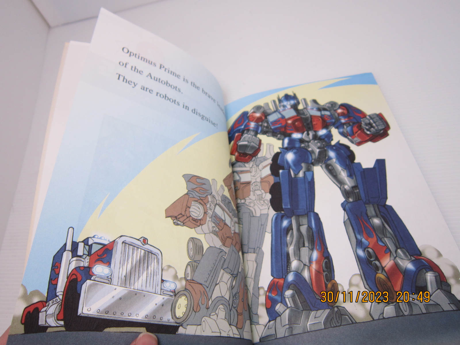 「二手書」I Can Read 2 Transformers I am Optimus Prime 英文讀本 | 蝦皮購物