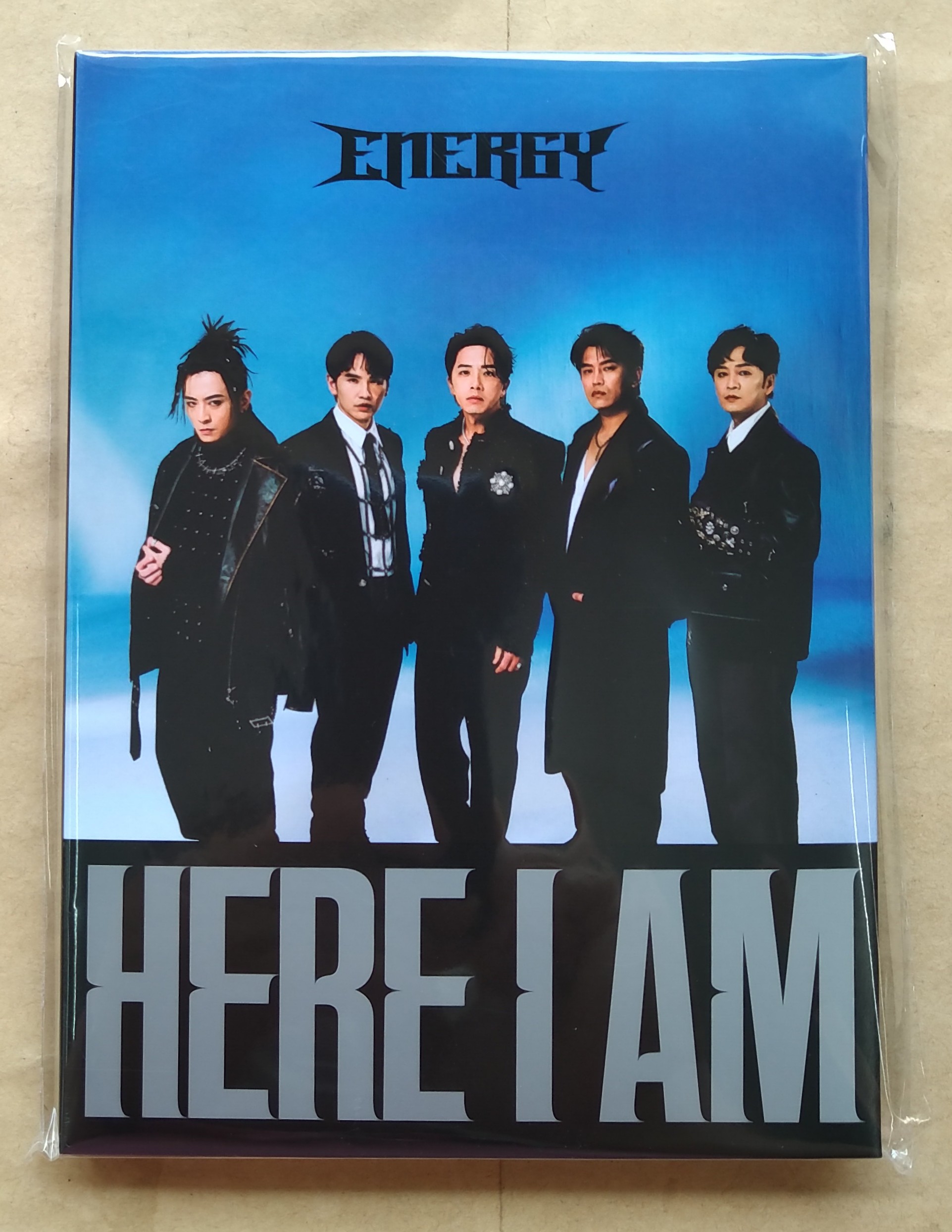 Energy 《Here I Am》CD 平裝版、限定精裝版 台灣正版全新 | 蝦皮購物