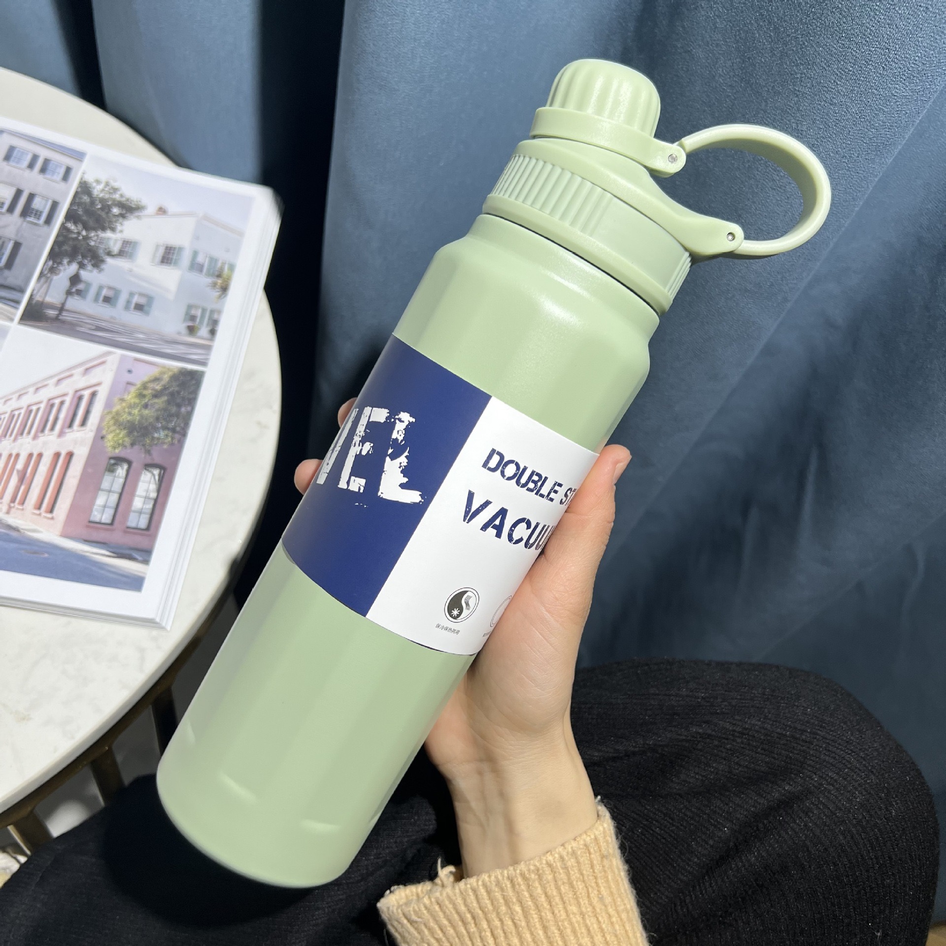 新款 304不鏽鋼運動水壺 大容量840ml馬卡龍色系保溫杯 旋轉杯蓋車載杯 環保保溫水壺 手提式運動杯 隨手杯 保溫杯 | 蝦皮購物