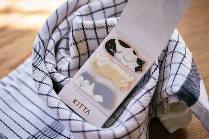 現貨 日本製 KITTA Clear 貼紙 / 紙膠帶 每本21入 貓咪 KITT016ネコ 黑白 橘虎斑 灰白貓 | 蝦皮購物