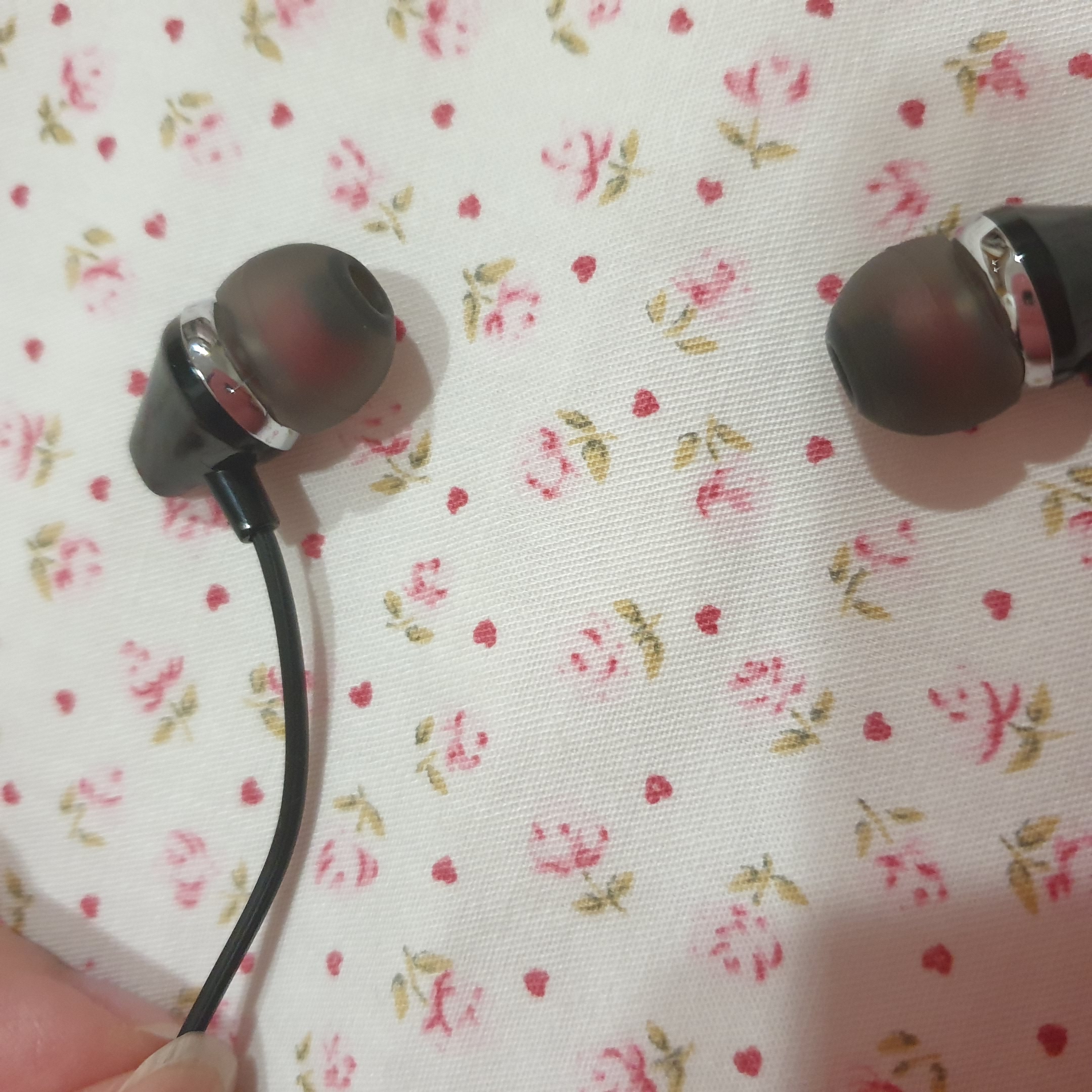 Maono HM25 耳塞式監聽耳機金屬入耳式有線耳機帶低音驅動聲音適用於平板電腦手機播放器(由鋁材料製成) | 蝦皮購物