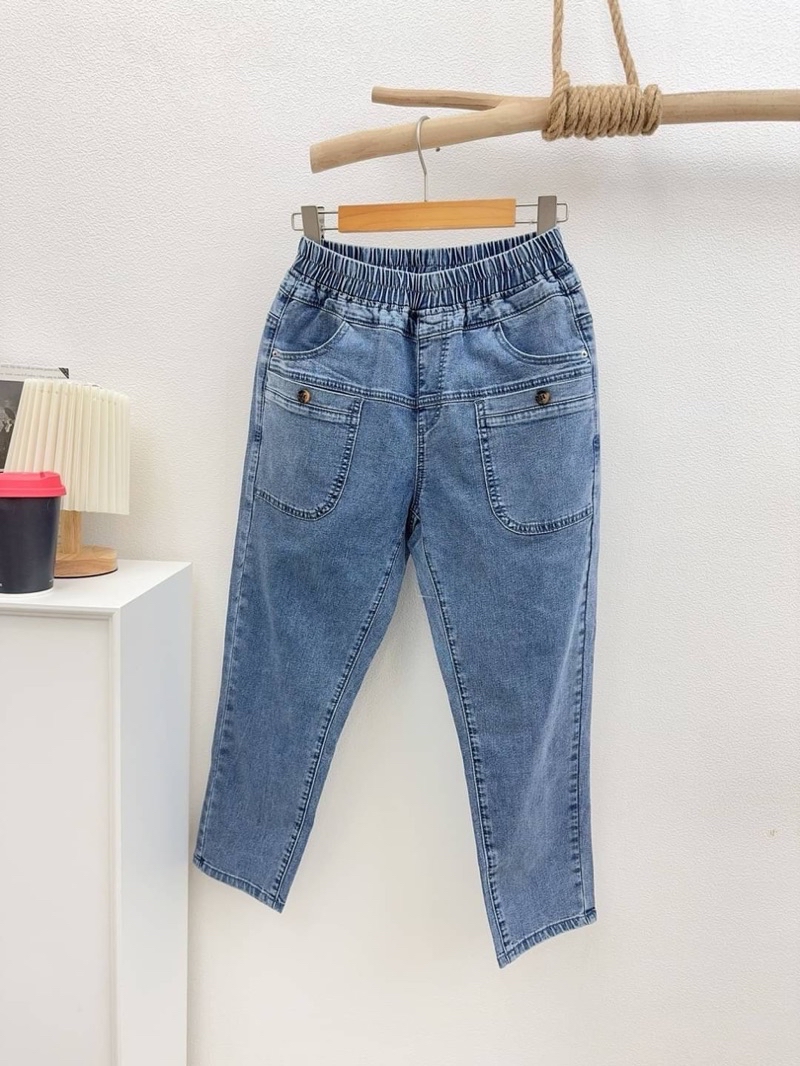 🔥現貨🔥夯燒爆款小個子牛仔褲🔥有XXL的#7333鬆緊腰3D八分男友褲、哈倫褲薄款，3D車線顯瘦喔⋯⋯ | 蝦皮購物