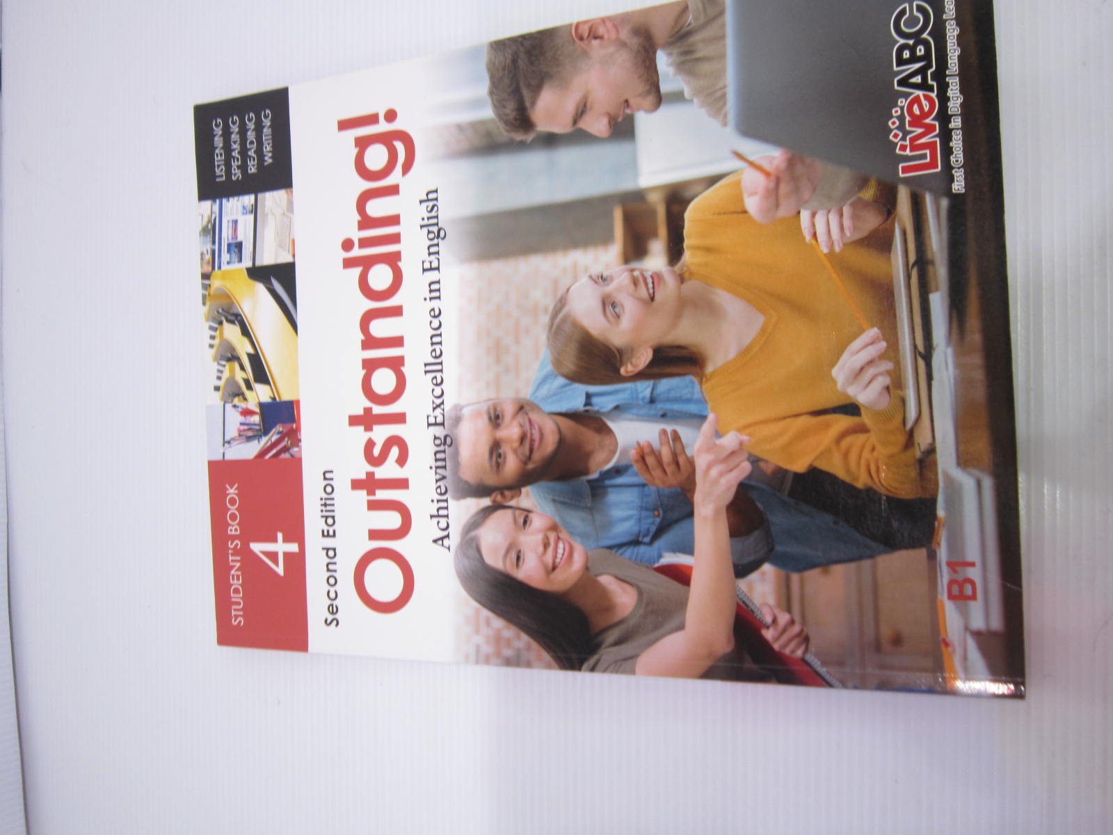 「二手書」(下載碼未開封) Outstanding! 2/e Book 4 (書+LiveABC e-Lab)2022 | 蝦皮購物