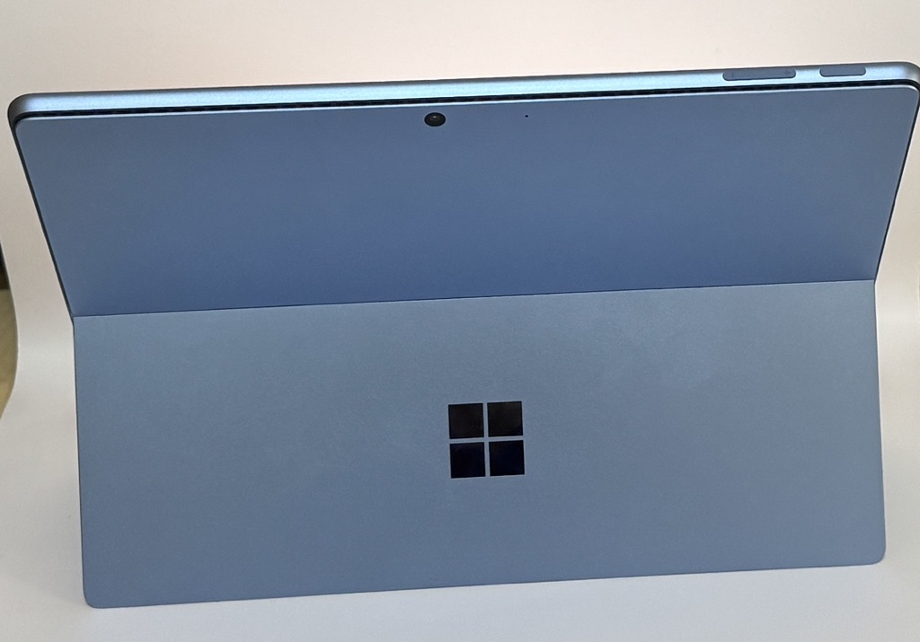微軟surface Pro9，i5-1235u，16G記憶體， 256G S S D，附鍵盤！ | 蝦皮購物