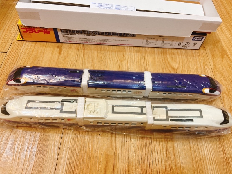 [TAKARA TOMY] Plarail 二手 E3系2000番代+E2系 絕版 新幹線 連結式樣 雙車組 | 蝦皮購物