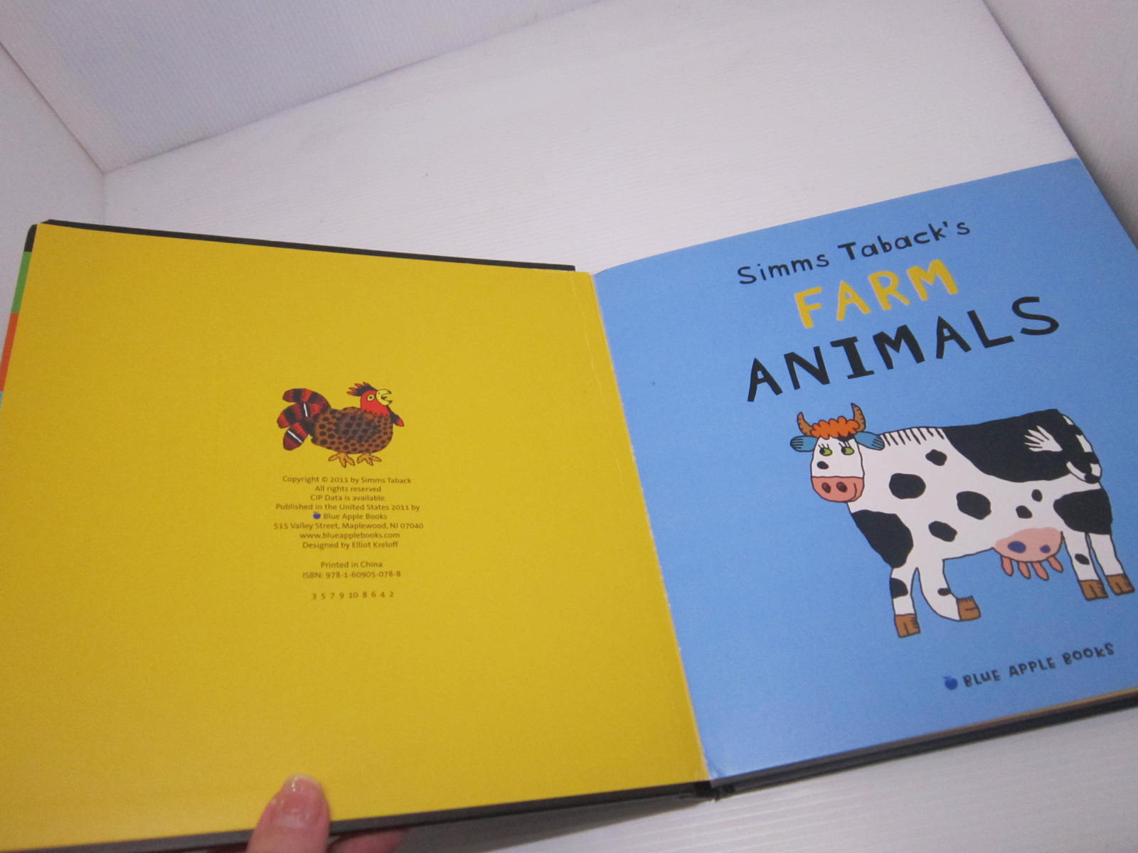 「二手書」Simms Taback's Farm animals fold out Board 硬頁書 英文 有些破損 | 蝦皮購物