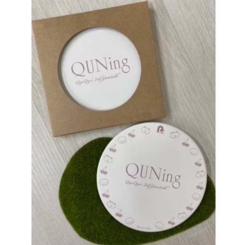 現貨（全新）實品 峮峮寫真書套組【QUNing 初心版(平裝)＋日文版 一見峮心】贈送專屬杯墊 | 蝦皮購物