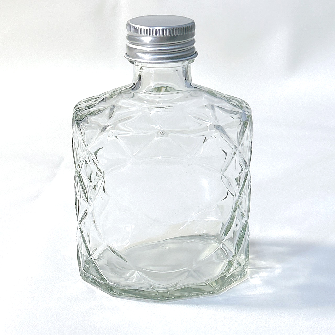 菱紋鑽石玻璃瓶 ☆ VITO zakka ☆ 飲料瓶 小酒瓶 玻璃瓶 水瓶 造型飲料瓶 造型酒瓶 果汁瓶 咖啡瓶 | 蝦皮購物