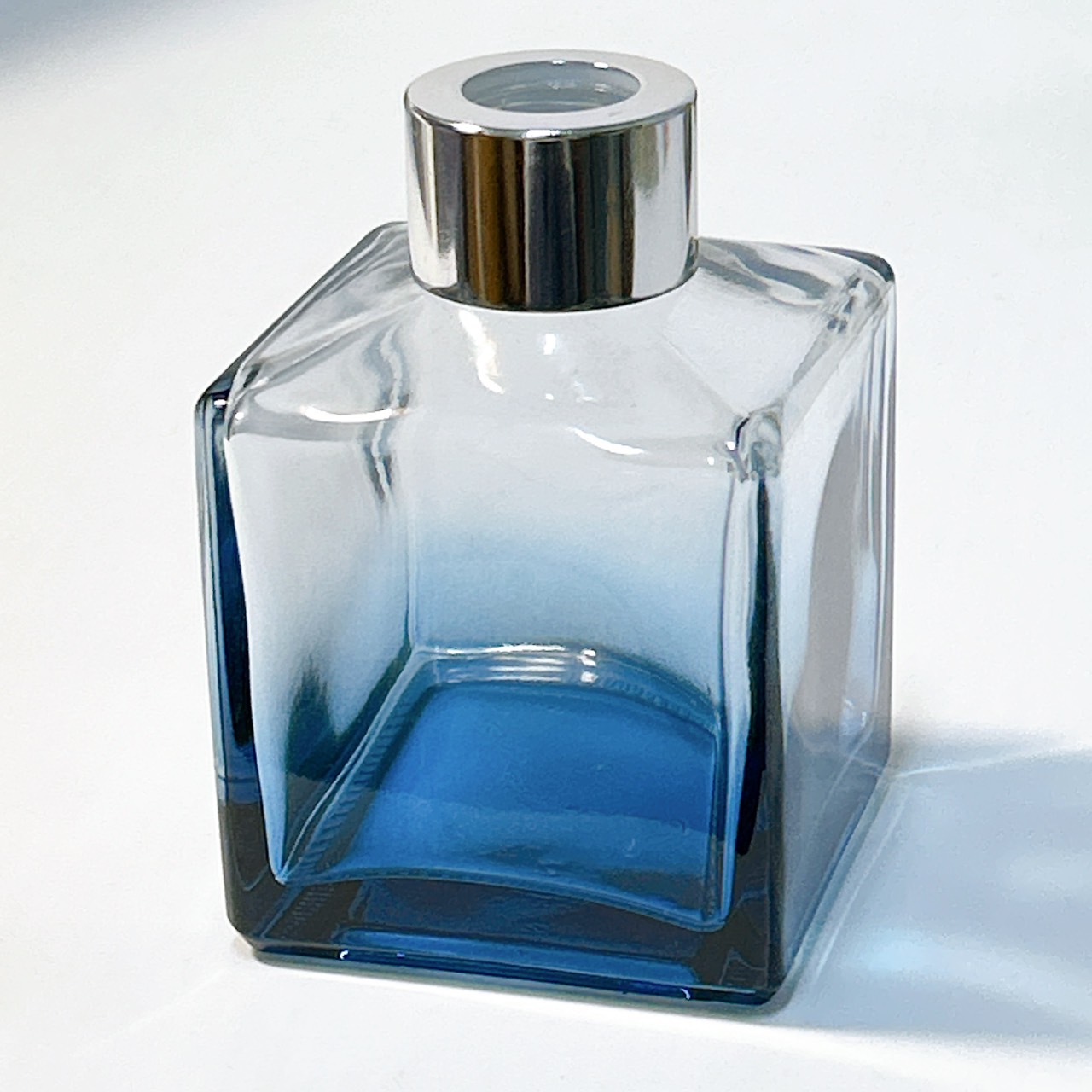 方型玻璃瓶香薰瓶 ☆ VITO zakka ☆ 擴香 香薰 玻璃空瓶 擴香瓶 香薰瓶 玻璃瓶 玻璃方瓶 香氛 | 蝦皮購物