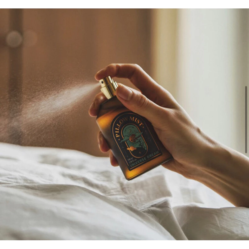 ｛現貨快出｝韓國OPTATUM晚安枕頭香氛噴霧walking moon/universe dream寢具噴霧100ml | 蝦皮購物