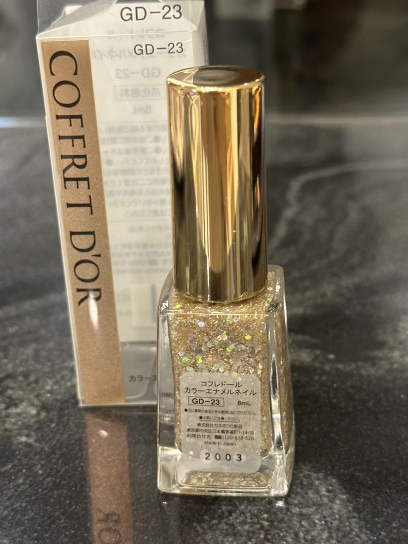 專櫃正品 Kanebo 佳麗寶 coffret d'or 光透美色指甲彩 8ml 色號GD-23現貨特價 | 蝦皮購物