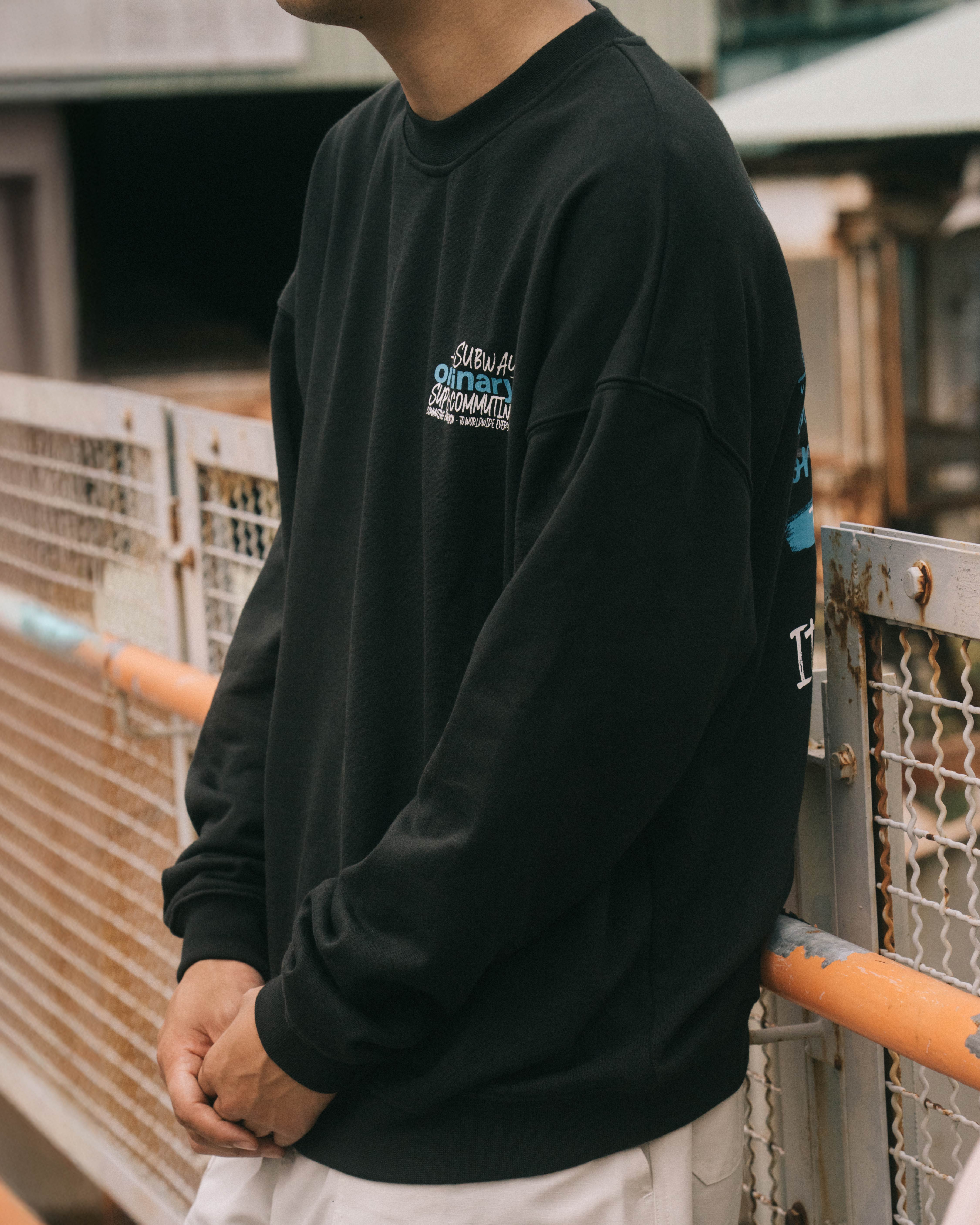 『Definite』ORDINARY / SUBWAY CREW SWT 美式地鐵照片大學TEE | 蝦皮購物