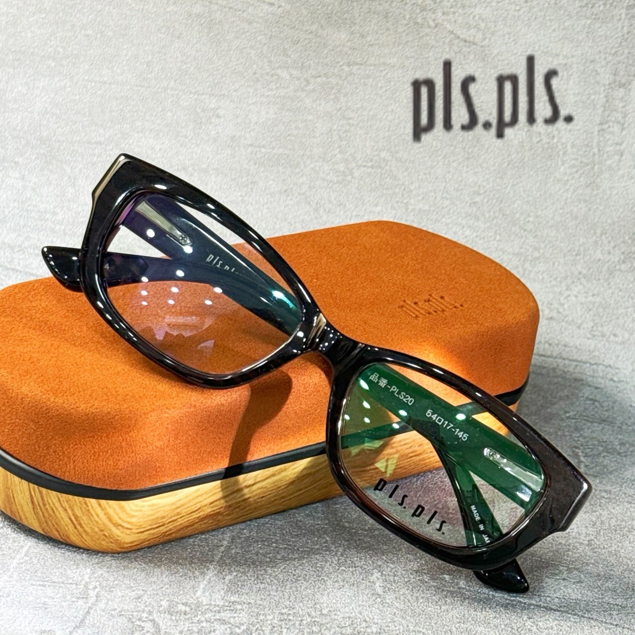 pls .pls .】日本賽璐璐｜彈性鉸鏈｜日本手工框｜長方圓黑框｜附原廠盒｜出清 ｜PLS20【唯光眼鏡】 | 蝦皮購物