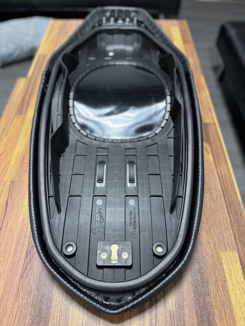 台中億鋒 MTRT MMBCU 曼巴 沙發坐墊 開模款 免交換總成件 坐墊 全電繡 坐墊 開模 買斷 無交換 | 蝦皮購物