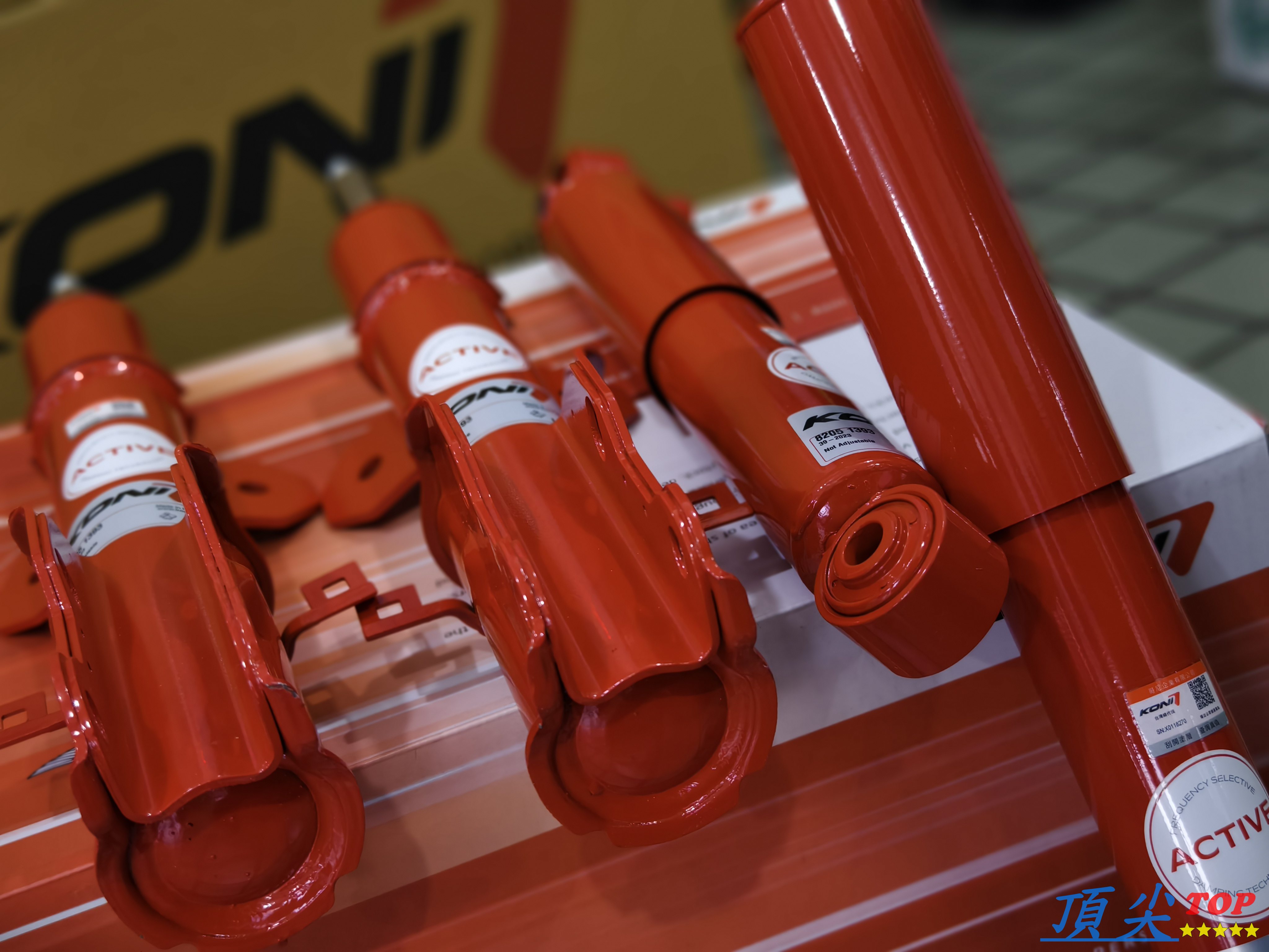 【頂尖】全新 KONI避震器 BENZ W211避震器/W212避震器 KONI 變色龍避震器/賓士原廠型避震器 | 蝦皮購物