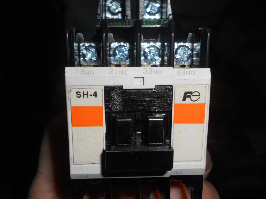 日本 FUJI富士 SH-4 SH-4H電磁接觸器 補助繼電器 2A2B 1A3B 4A 線圈AC | 蝦皮購物