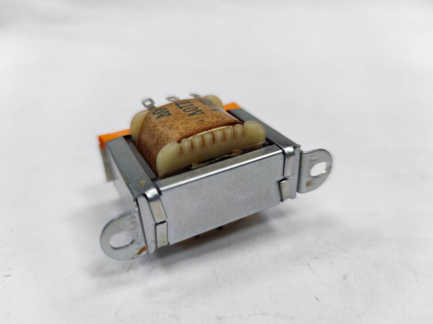 小白的生活工場**AC 110V 轉 15V-0V-15V (4W) 變壓器 (T0.5A15015) | 蝦皮購物