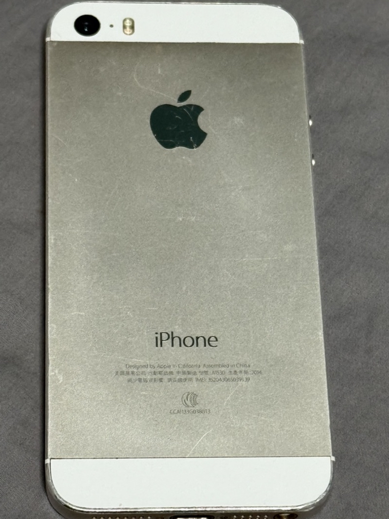 Apple iPhone 5s 32G 二手機 功能全正常 | 蝦皮購物