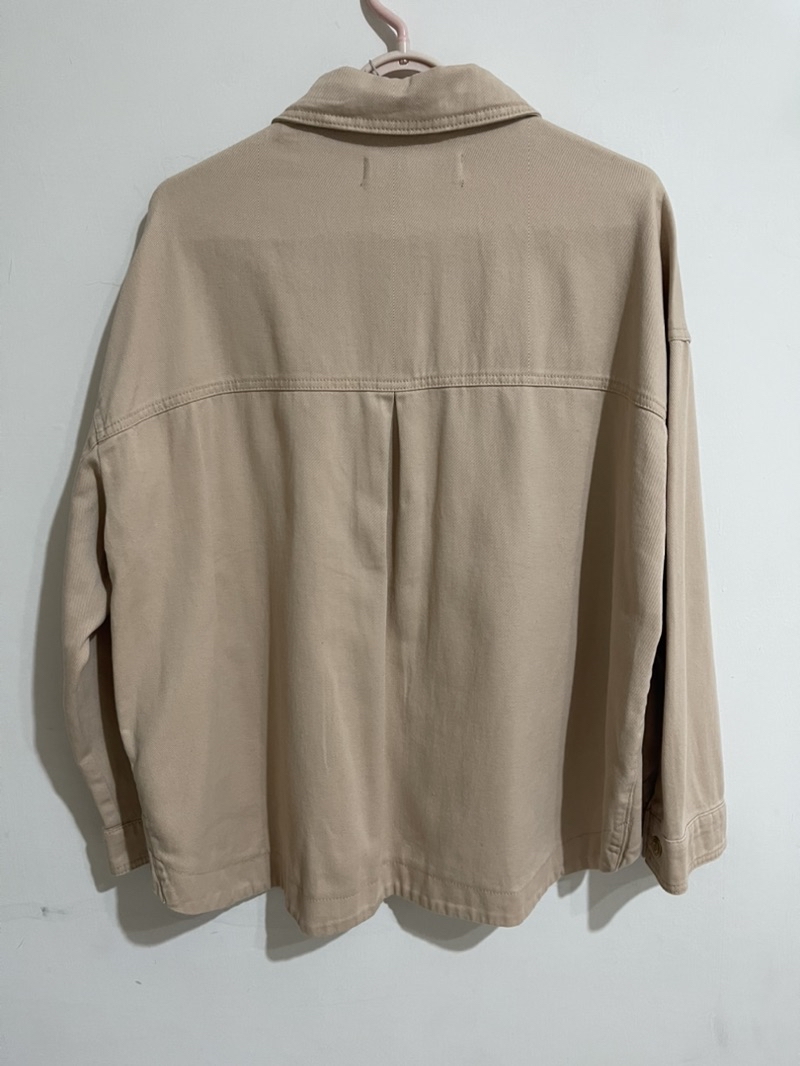 全新Zara絕版牛仔外套（尺寸標示在照片中）1490原價特價990 | 蝦皮購物