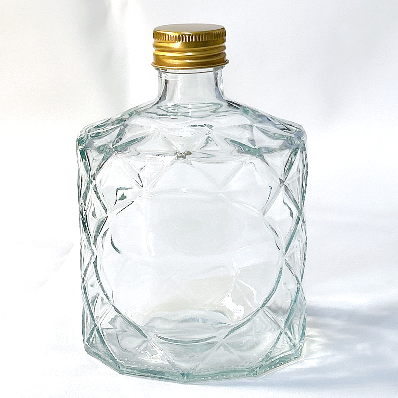 菱紋鑽石玻璃瓶 ☆ VITO zakka ☆ 飲料瓶 小酒瓶 玻璃瓶 水瓶 造型飲料瓶 造型酒瓶 果汁瓶 咖啡瓶 | 蝦皮購物