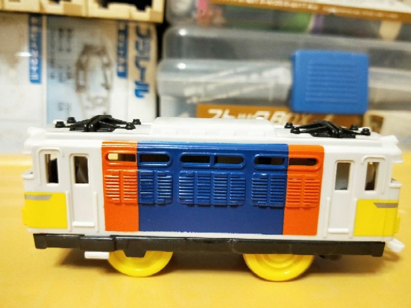 プラレール.絕版多美火車機關車EF65.EF81/plarail火車（二手.無盒） | 蝦皮購物