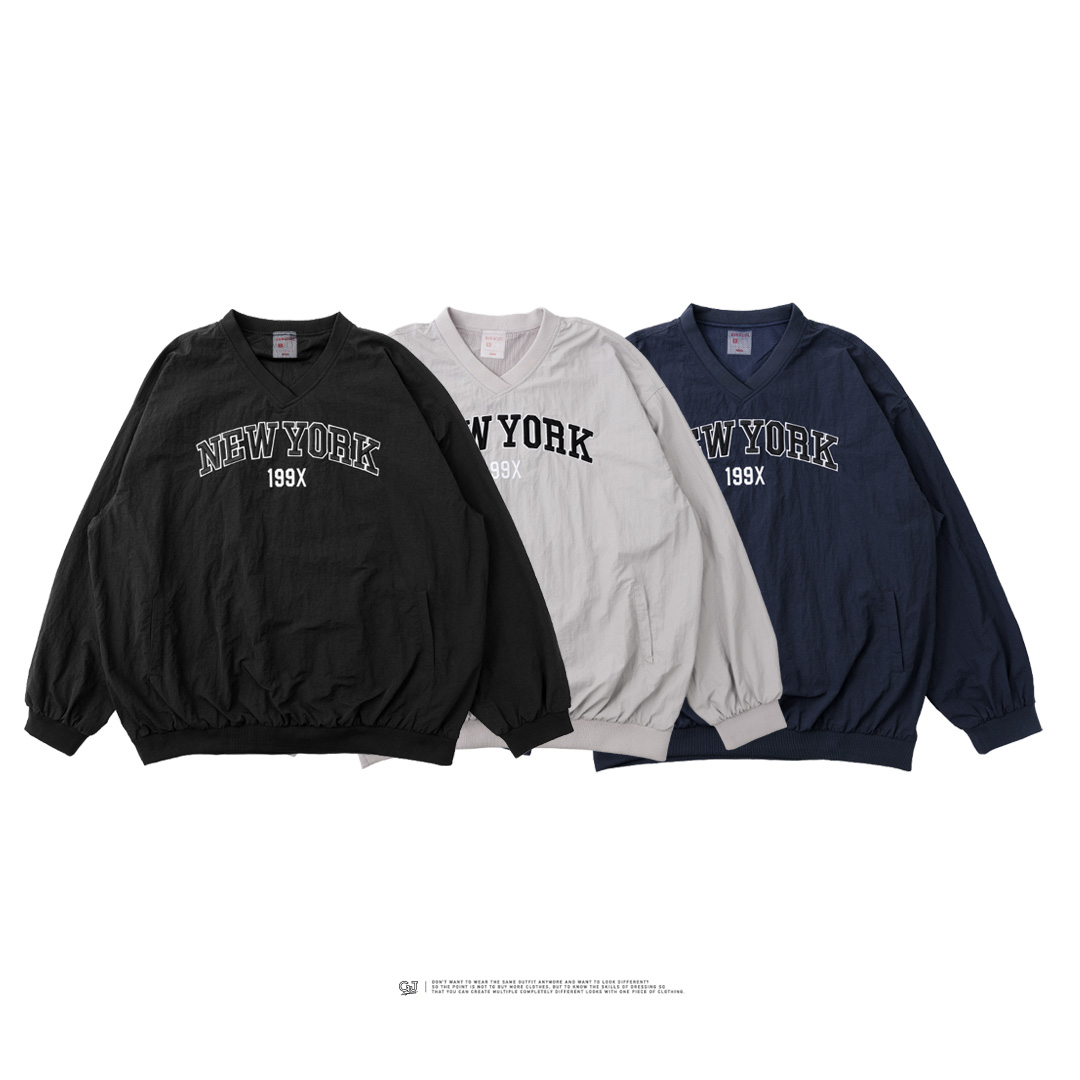 【QIAO】NEW YORK 199X 刺繡 V領 大學風T 落肩 寬鬆 風衣 球衣 大學T 情侶裝 長袖 | 蝦皮購物