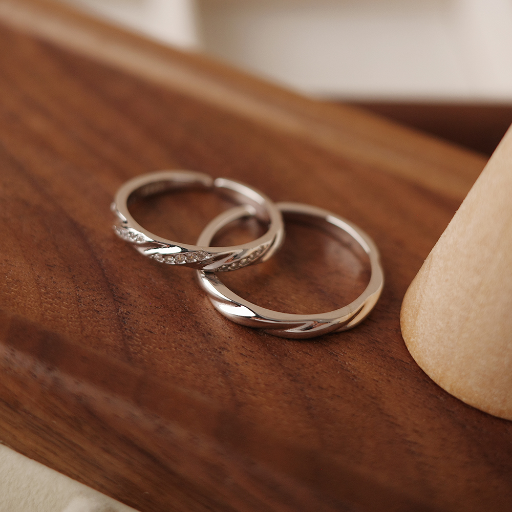 [全純銀.戒指] 牽絆 情侶對戒【UME】S925純銀對戒 / 戒圍可微調 / 情侶戒指 | 蝦皮購物