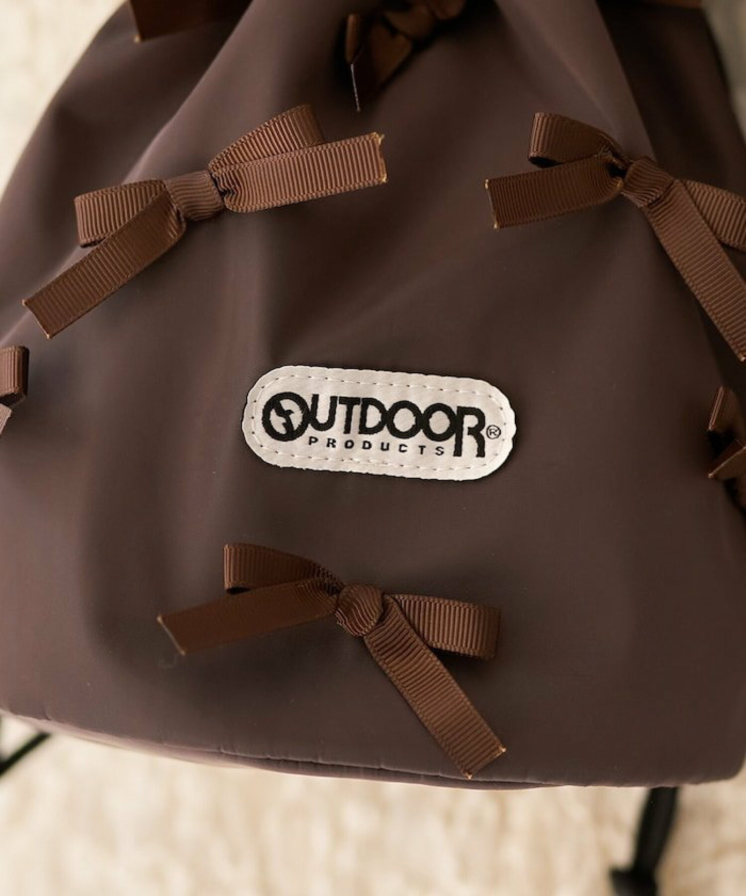 DoReFe | 日本代購 聯名款 OUTDOOR 超Q 緞帶蝴蝶結滿滿 束口 側背 斜背 小包 尼龍 輕便 兩用 | 蝦皮購物