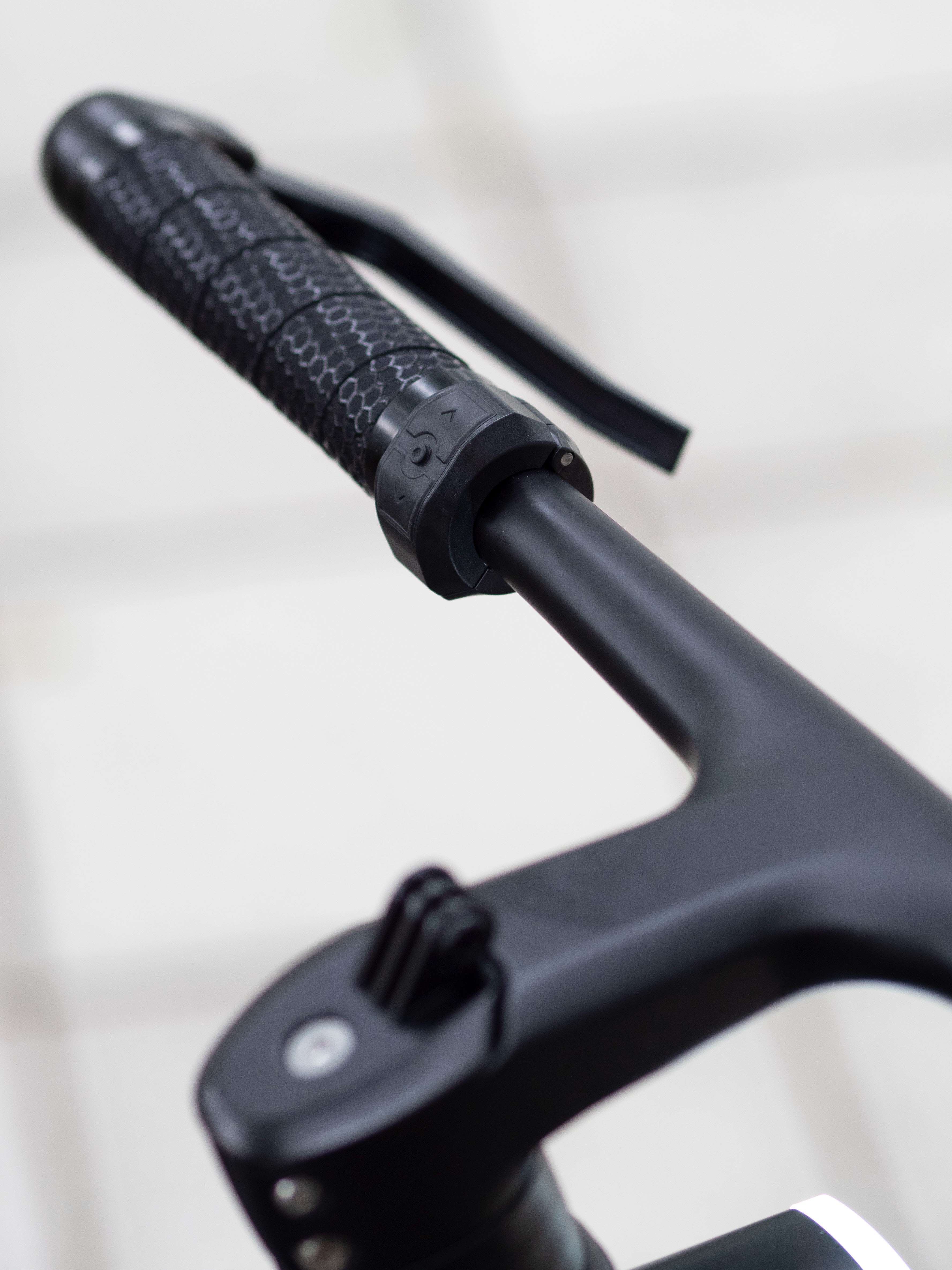 CyberCycle R3 Urban Racer電輔公路車 碳纖 平把 可改彎把 電輔車 > BIKEfun拜訪單車 | 蝦皮購物