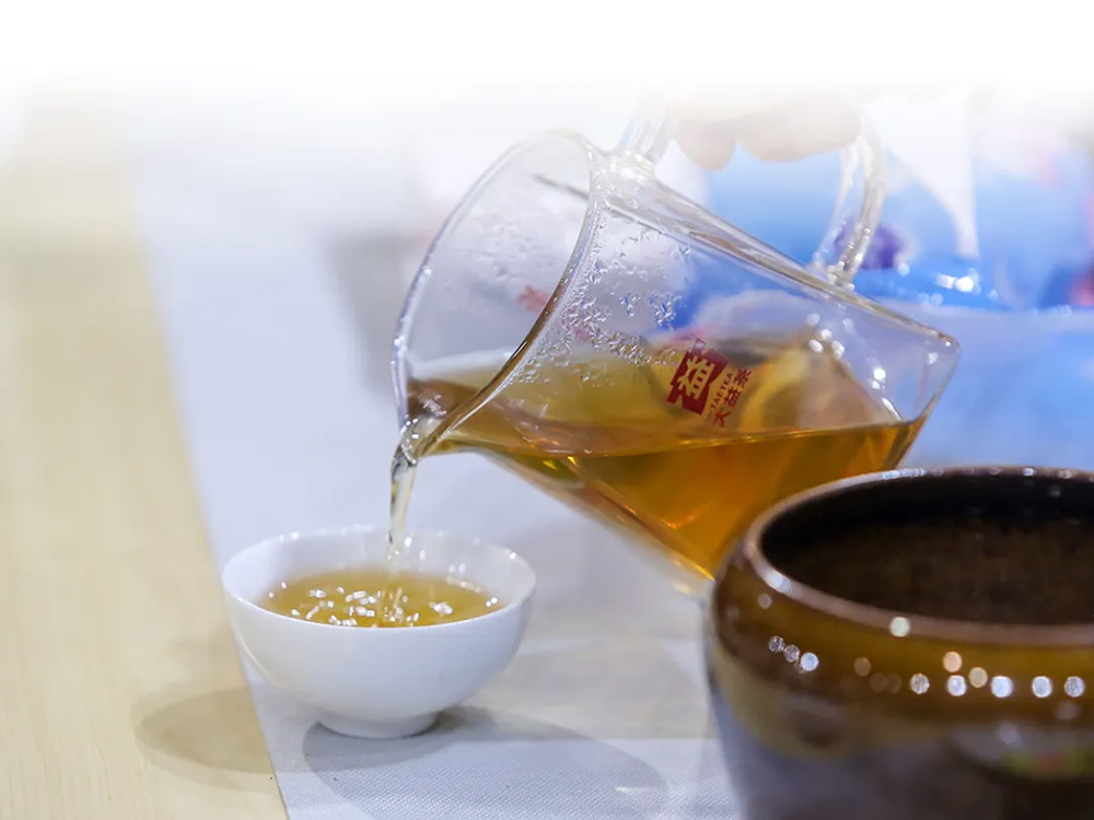 大益普洱生茶 357g/7542 2401「茶有大益」 | 蝦皮購物