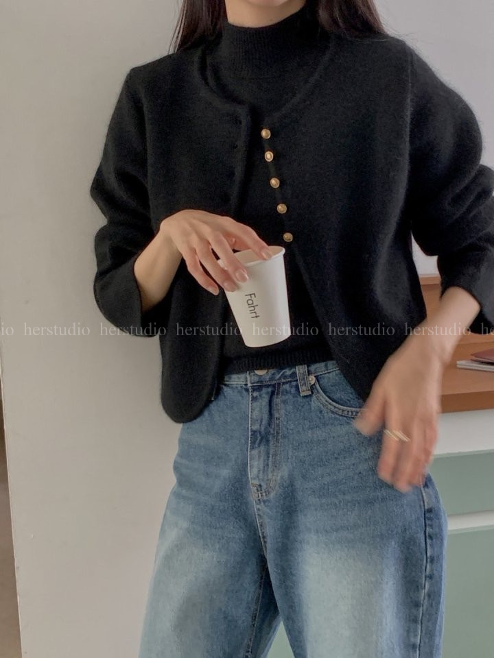 HERStudio韓國代購 推薦款!!小金釦圓弧設計開衫(3col) | 蝦皮購物