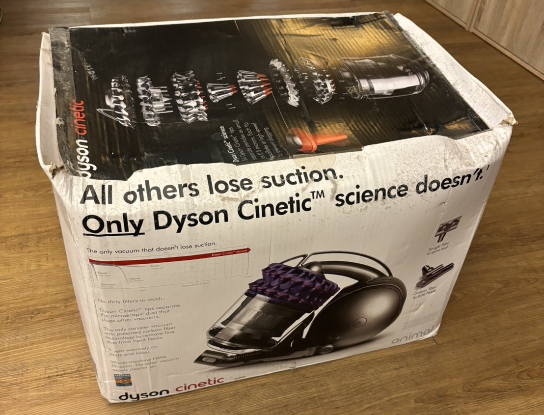 Dyson Cinetic CY18 完整 9成9新 低於5折 大掃除 吸塵器 | 蝦皮購物