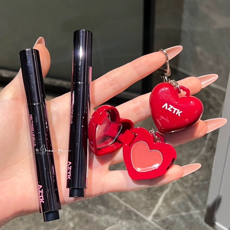 【台灣現貨】aztk 愛心唇凍 MJ105 限定款 0.5g 水光鏡面唇釉 唇蜜裸色秋冬滋潤口紅唇泥唇膏 | 蝦皮購物