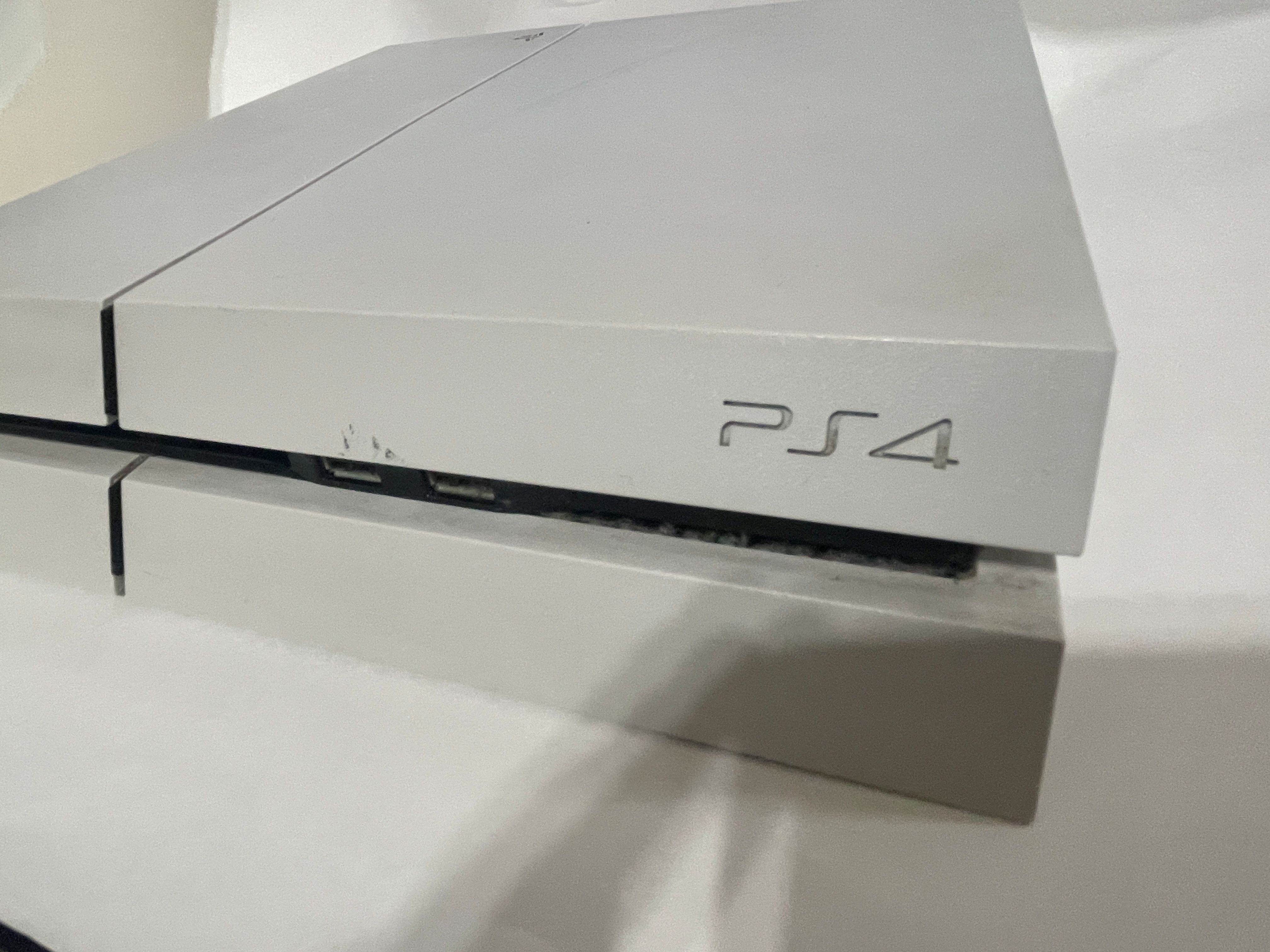 二手 PS4主機 白色 | 蝦皮購物