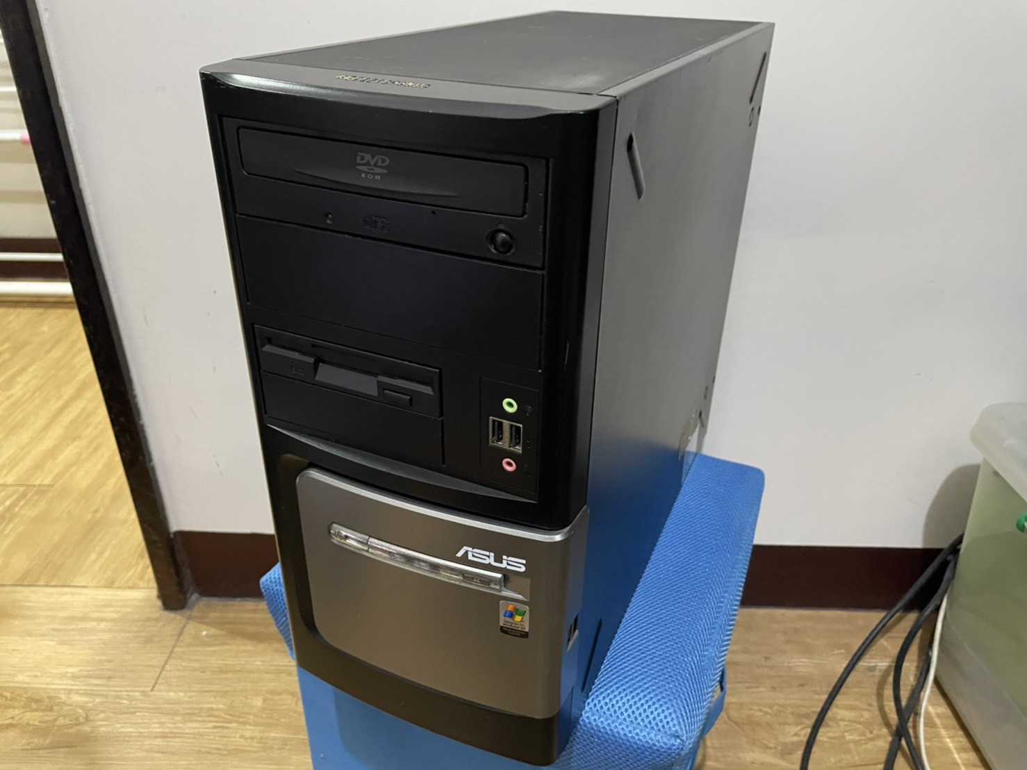 插電即用 正版WinXP Pro 華碩Asus E7500 雙核上網文書主機 (4G記憶體/320G硬碟) | 蝦皮購物