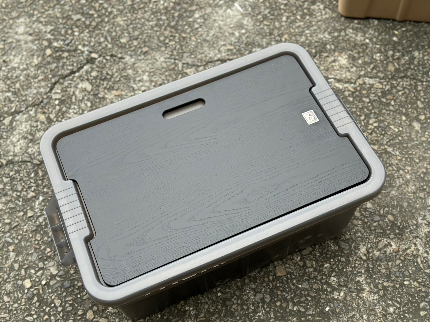 八刀草 THOR箱 專用木桌板（53L& 75L）【露營小站】索爾箱 上蓋桌板 桌板 木板 露營桌 露營收納箱 | 蝦皮購物